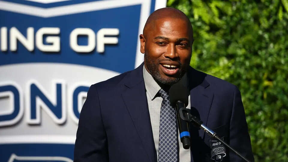 Shaun Alexander’s family just keeps growing — former NFL MVP and wife ...