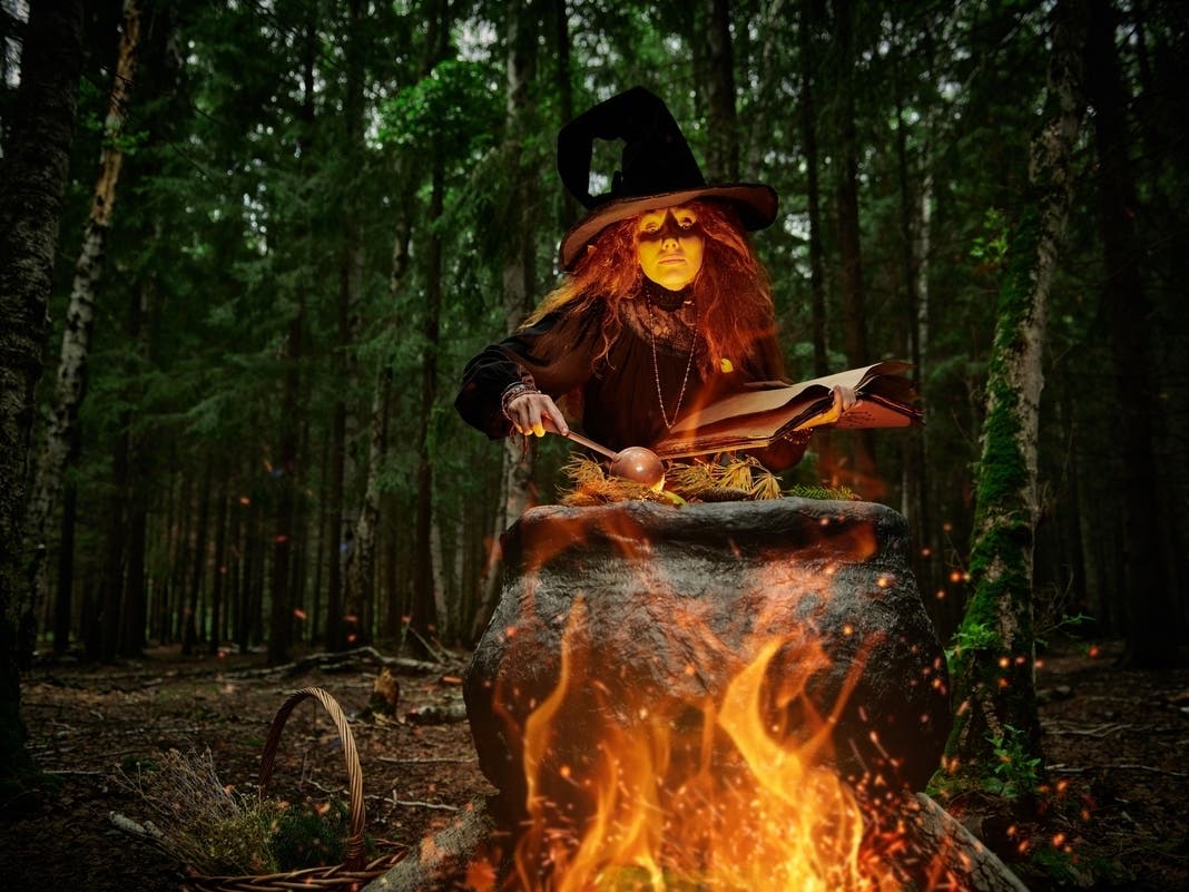 Get Your Halloween Frights Early With These Spooky Events In MN