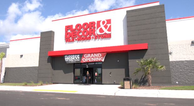 First new store opens at redeveloped Inlet Square Mall
