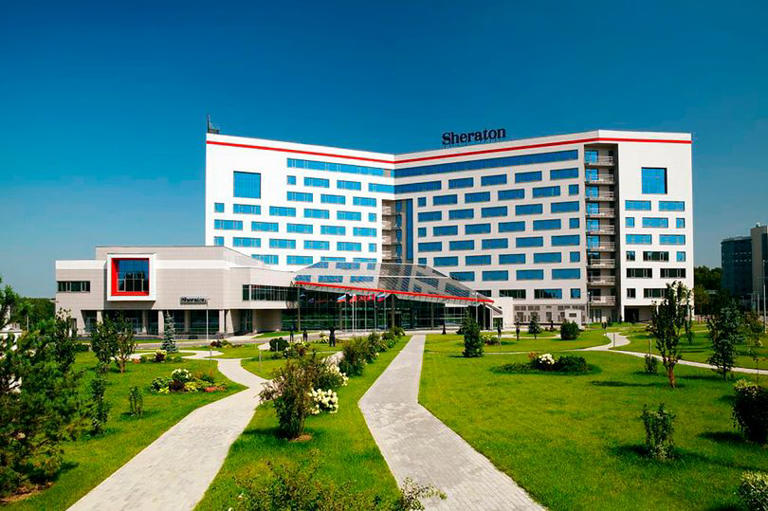 Russian official dies at five-star hotel after 'falling from high floor ...