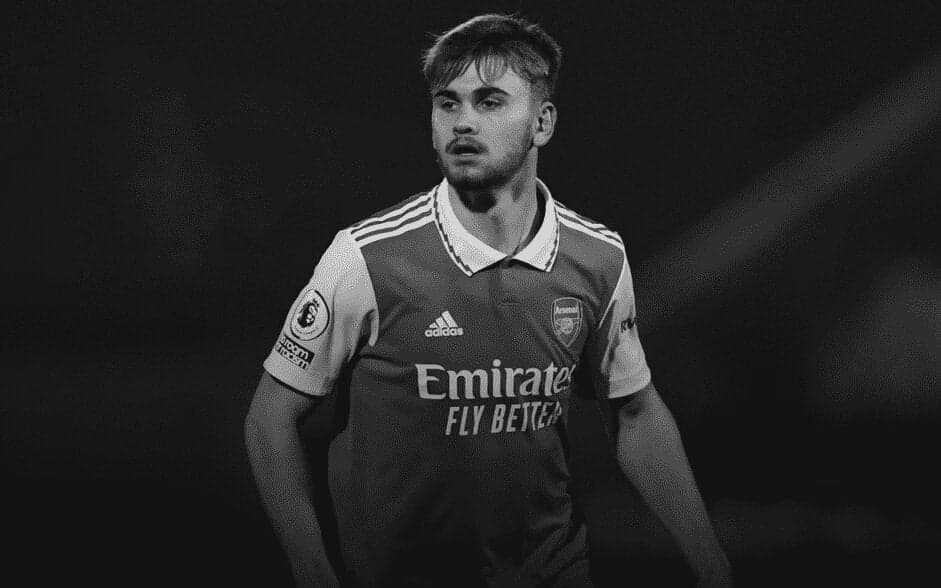 Atacante ex-Arsenal morre após grave lesão cerebral; Clube se posiciona