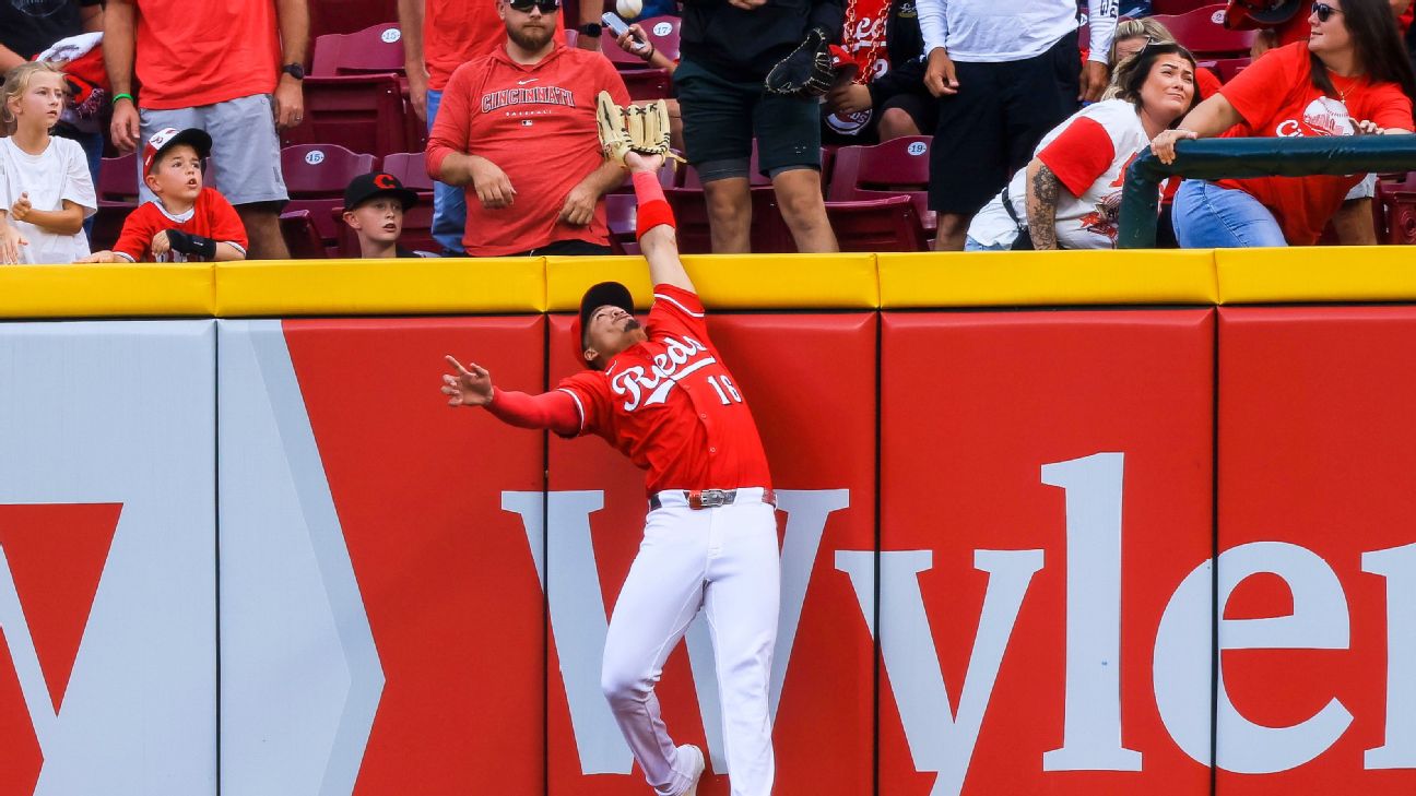 Reds' Terry Francona awed by Noelvi Marté's homer-robbing catch