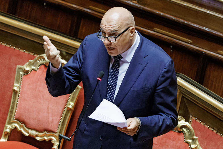 Flotilla, Crosetto: “Non è garantita sicurezza fuori dalle acque ...