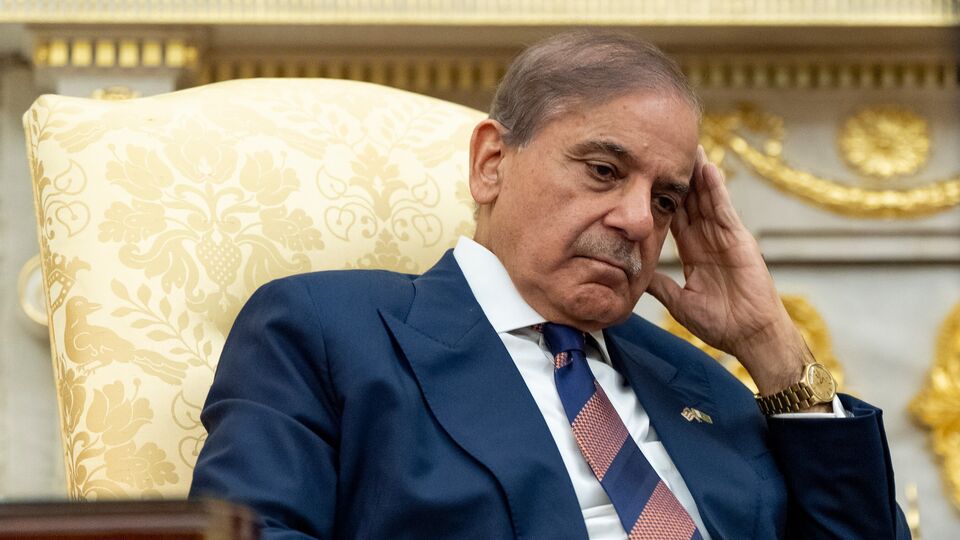 Trump not so ‘sharif’? US President makes Pakistan PM wait for 60 ...