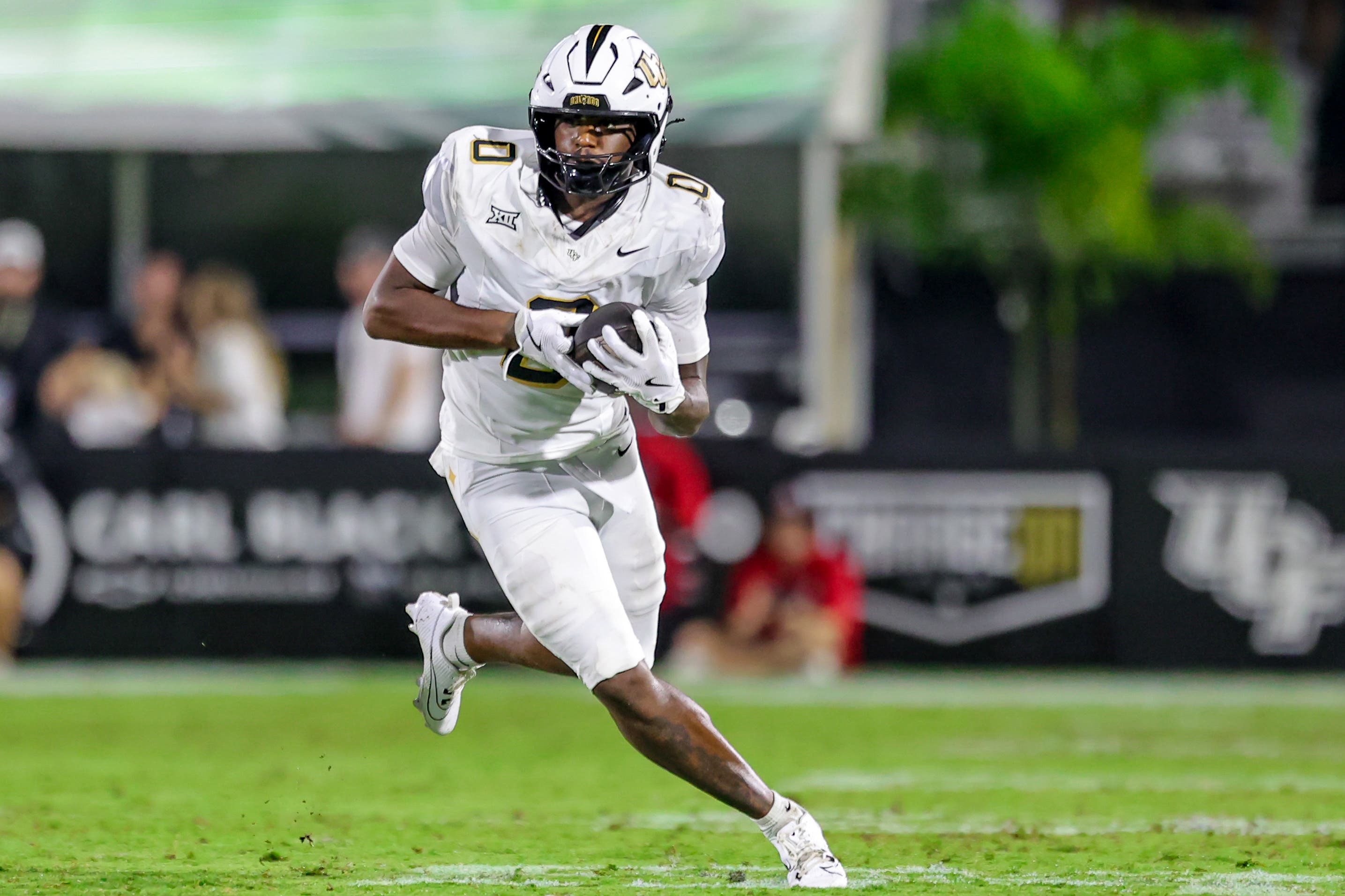 How to Watch North Carolina A&T vs UCF: Live Stream NCAA College ...
