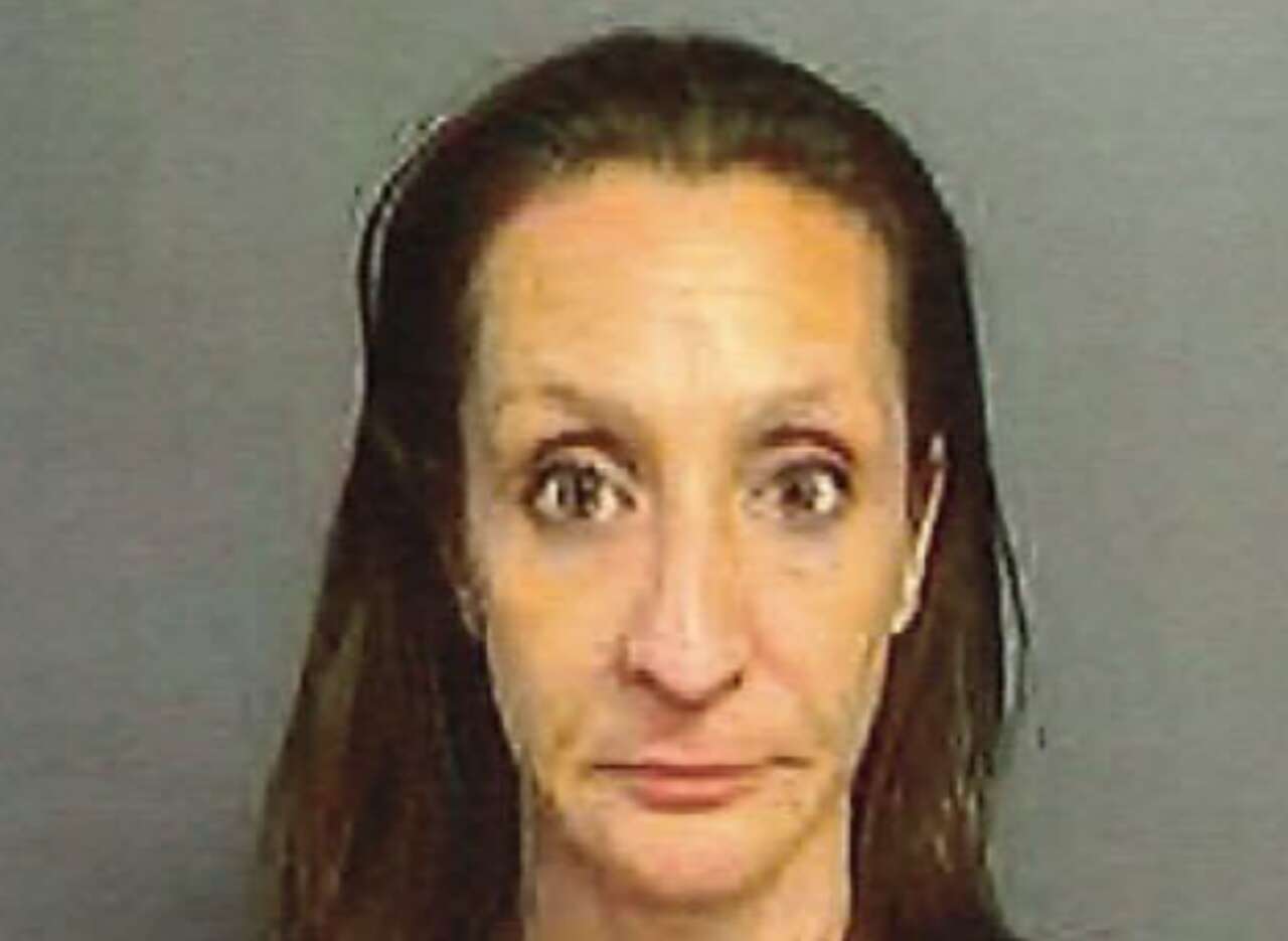 CT woman accused of stealing $130,000 in antiques rejects plea offer