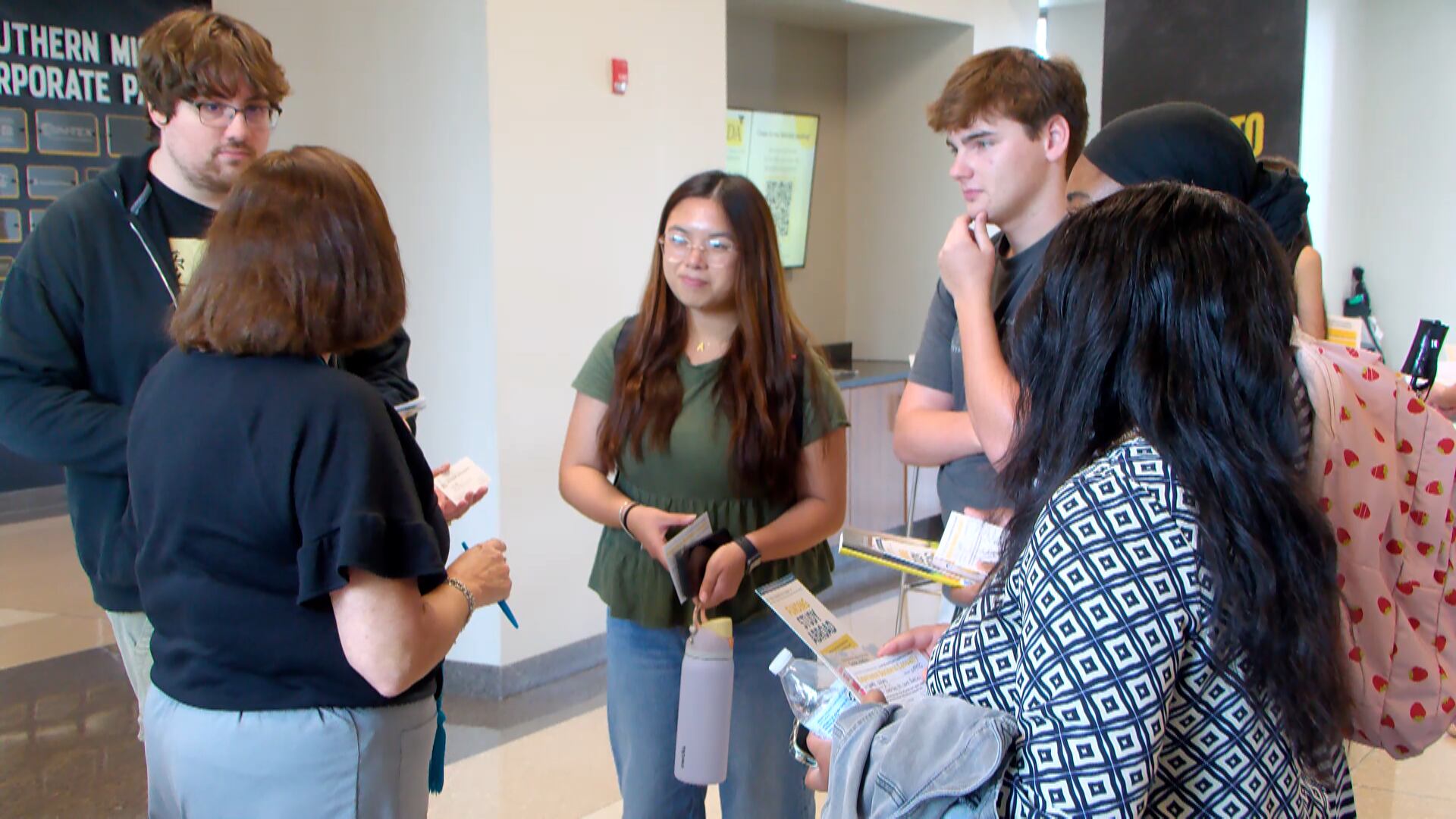Southern Miss students “Experience Business Casually” at networking event