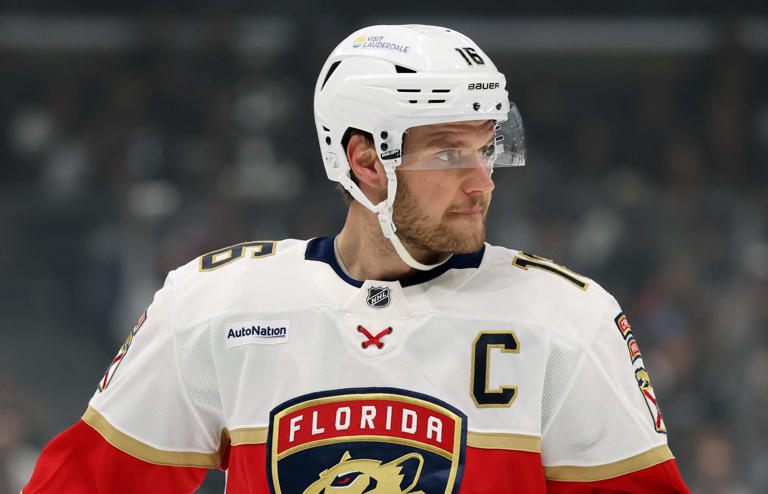 Florida Panthers Coach Responds To Concerning Aleksander Barkov Injury