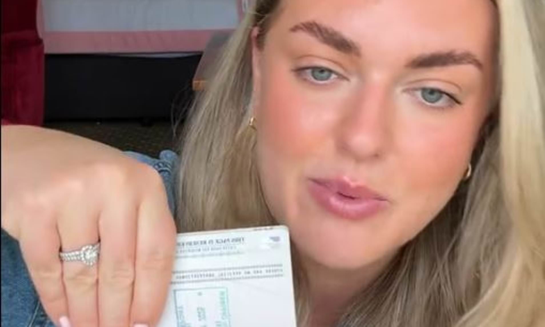 Mother warns plane passengers after airport staff mistakenly declares her baby's passport unusable