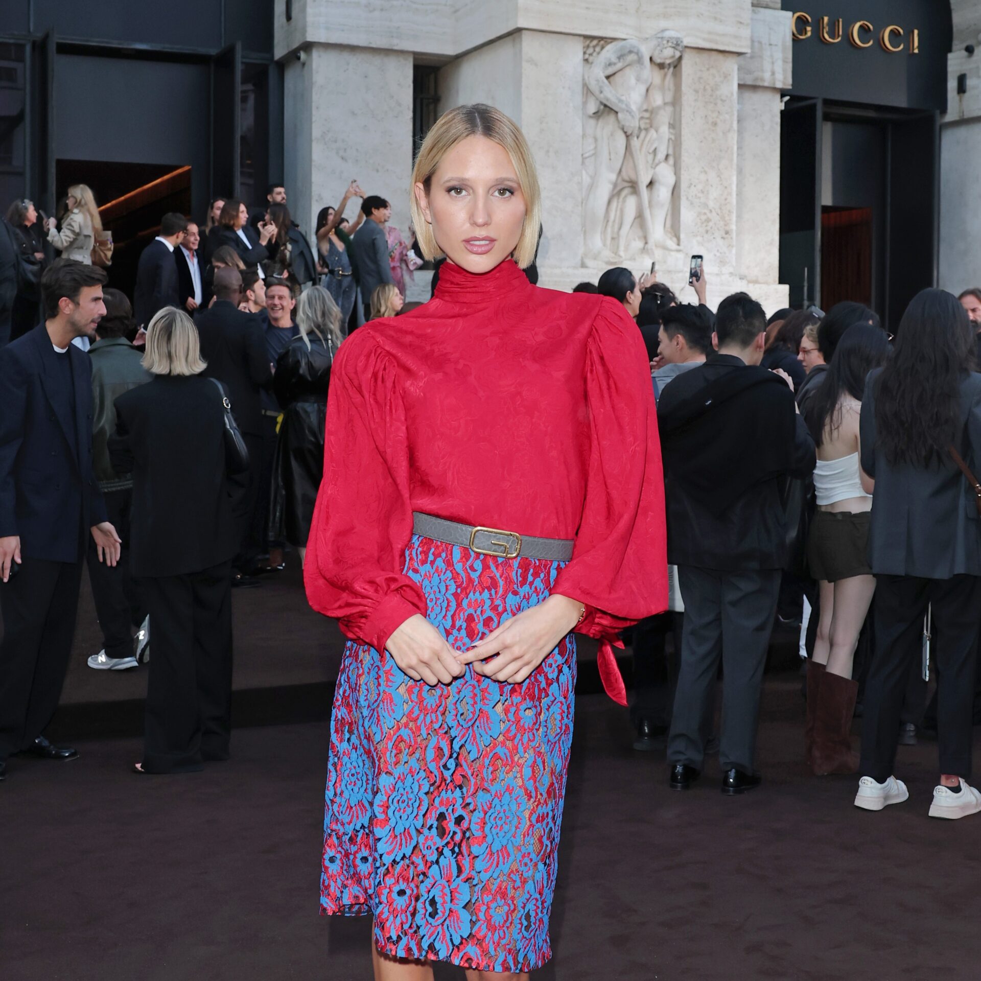 Mαρία Ολυμπία Ντε Γκρες: Από την ήσυχη πολυτέλεια του Λονδίνου στο ...