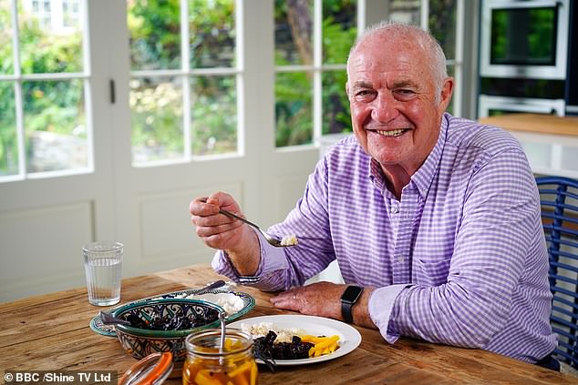 Rick Stein Cornwall cafe closes as his restaurant empire suffers ...