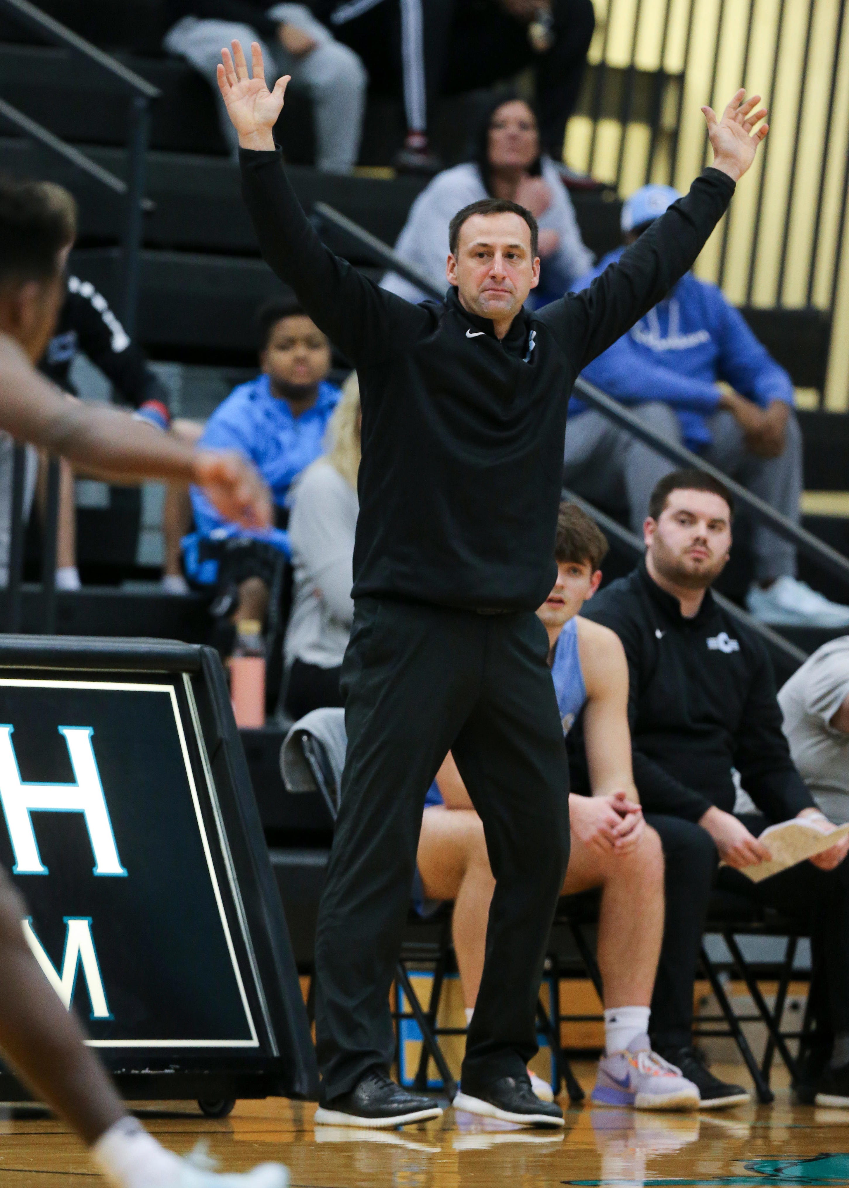 Collins basketball coach Chris Gaither suspended amid defamation ...