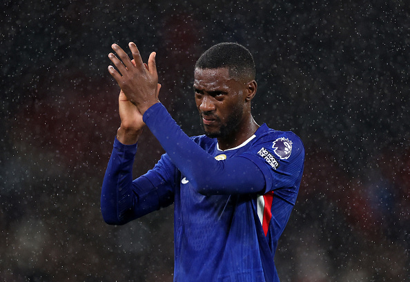 Enzo Maresca sends message to Axel Disasi