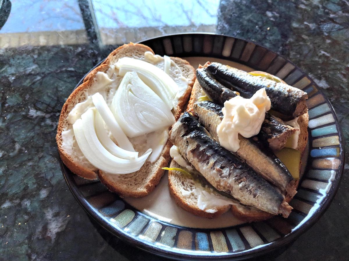13 Old-School Diner Foods That Vanished From Menus