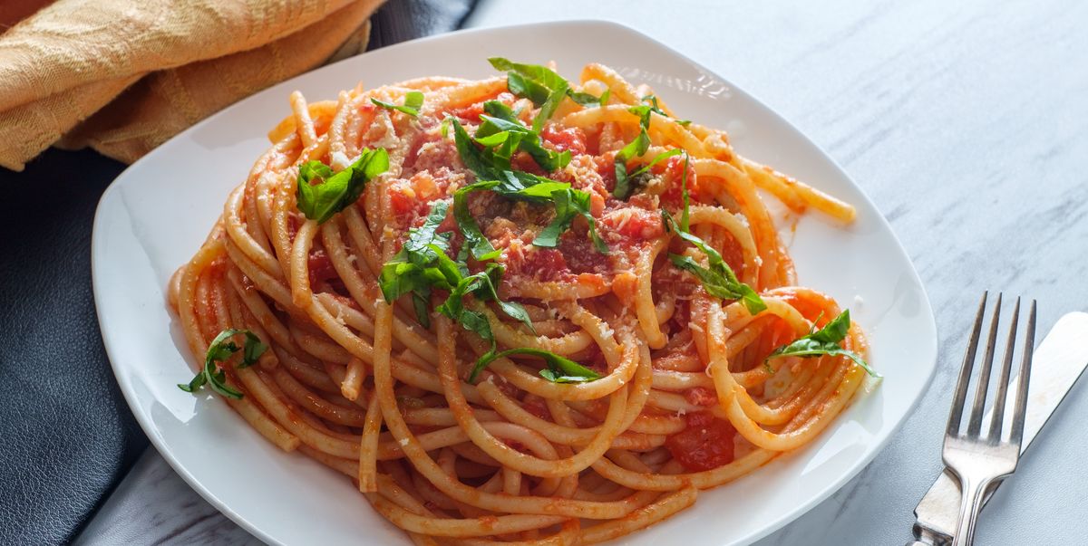 Experts Reveal The Best Type Of Pasta To Eat Before Your Marathon