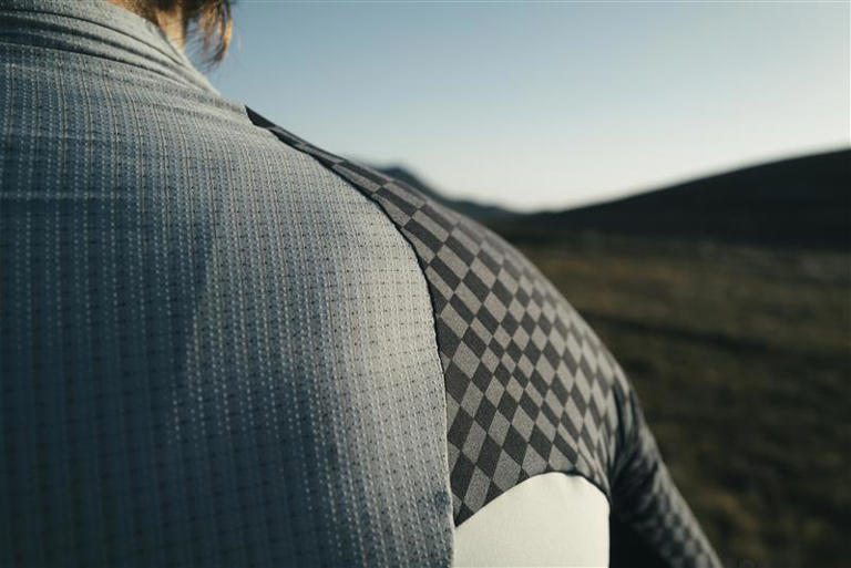 Checker board design to keep the draughts out – Q36.5's 70s car-seat ...