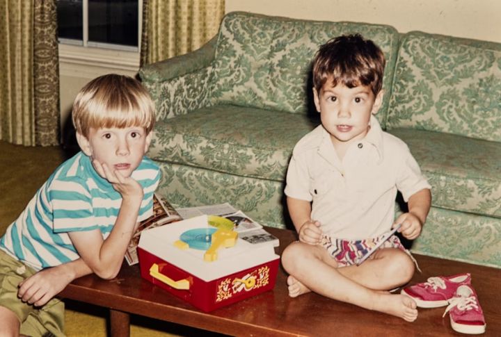 10 Memories Gen X Carries From A No-Nonsense Upbringing