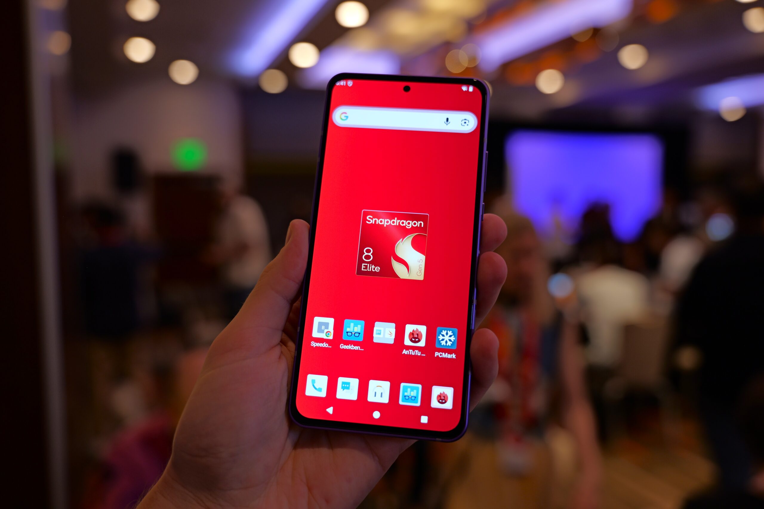Snapdragon 6 Gen 5 i 4 Gen 5 oficjalnie. Dłuższy czas pracy i więcej ...