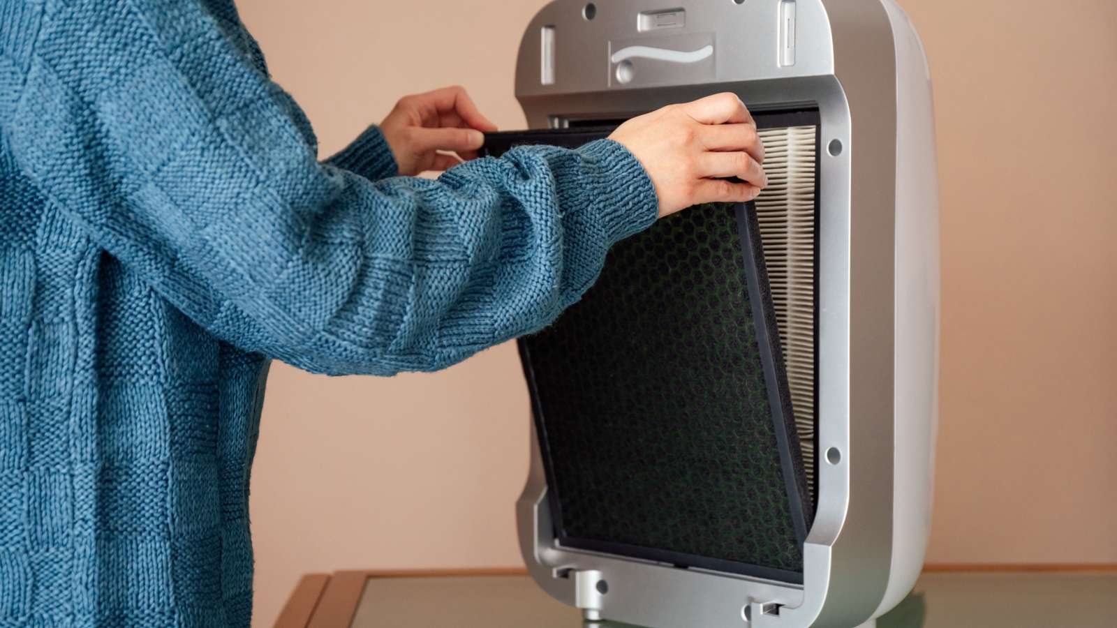 Clorox combines air purification and air quality tracking in a device ...