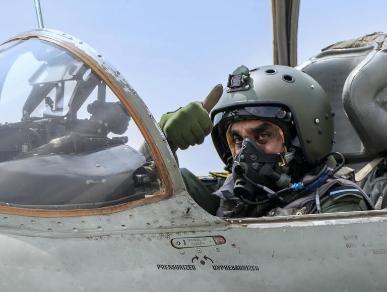 'Darling' of fighter pilots, 'sports car' - IAF veterans recall ...
