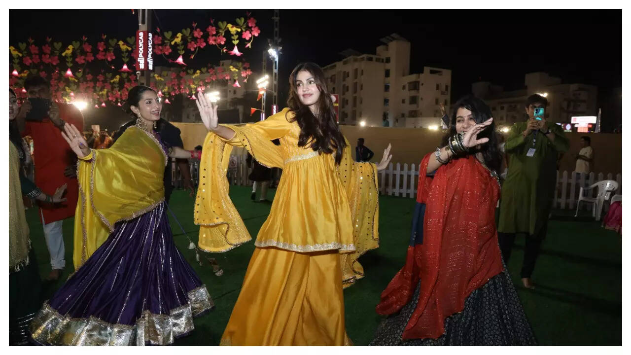 Amazed to see the scale of Vadodara’s Navratri celebrations: Rhea ...