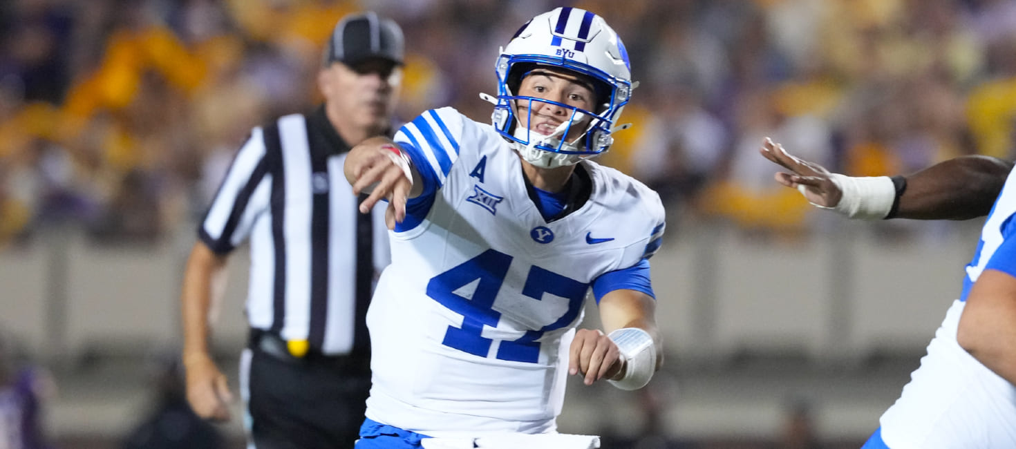 College Football Odds, Picks & Predictions: Week 13 (2025)