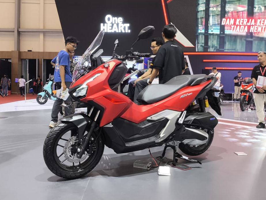 Jangan Tertukar! Ini Bedanya New Honda ADV 160 Varian CBS, ABS dan RoadSync