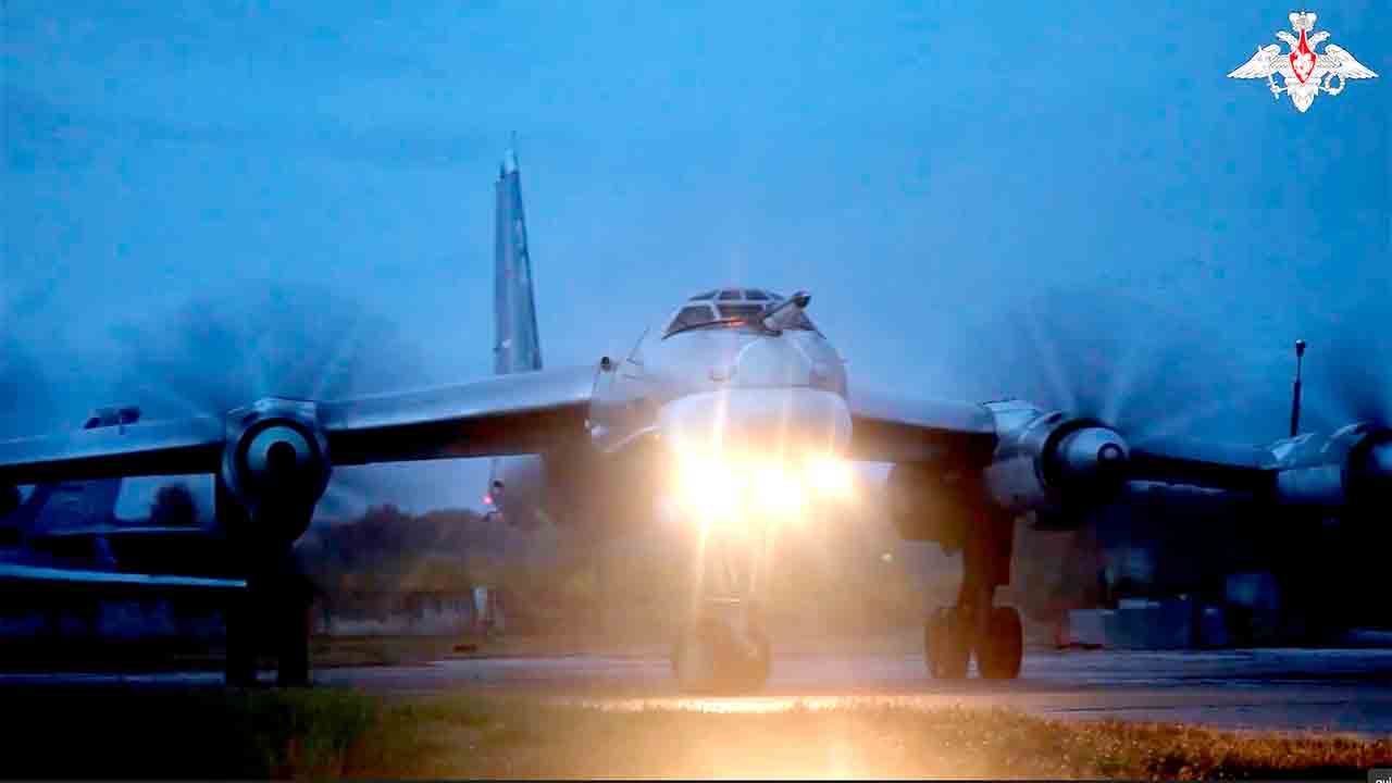NORAD mobilizes F-16 fighters to escort Russian aircraft near Alaska