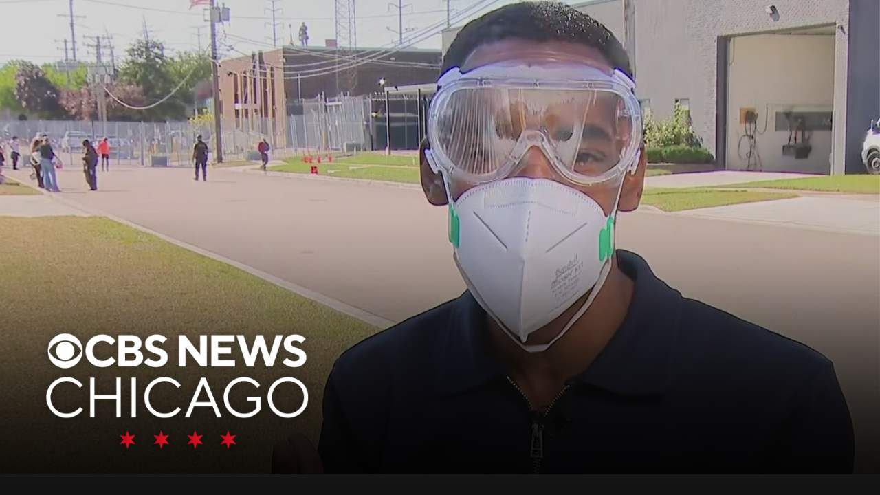 2 protesters detained as agents deploy pepper balls, tear gas in Broadview