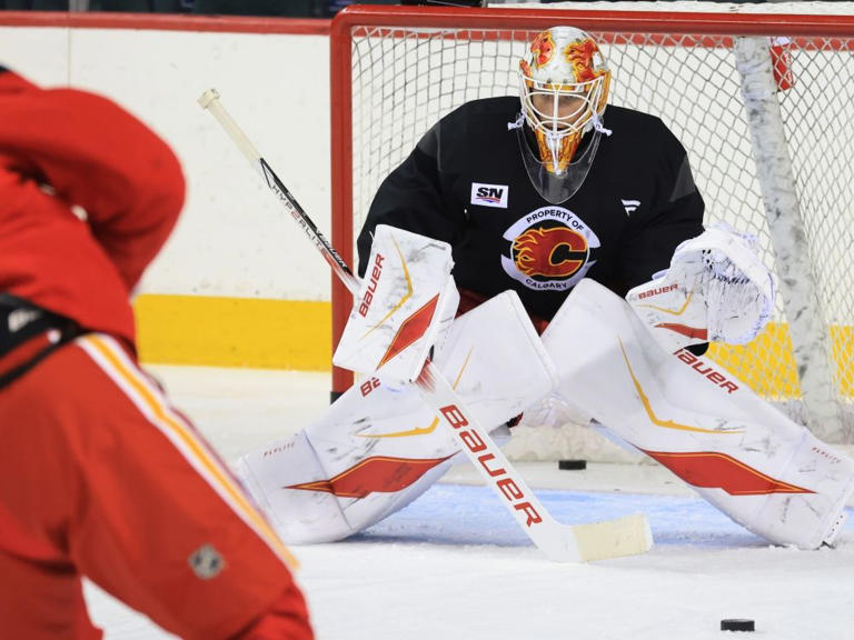Flames goalie Devin Cooley staying sharp and ready for his shot in crease