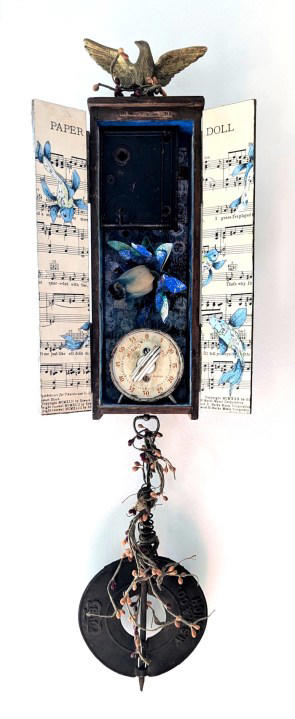 South Haven gallery examines memory, emotion in objects