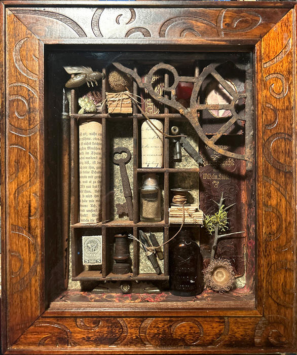 South Haven gallery examines memory, emotion in objects