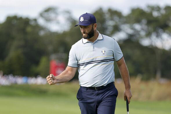 Ryder Cup LIVE: Rory McIlroy putt lips out to give USA hope in fourballs