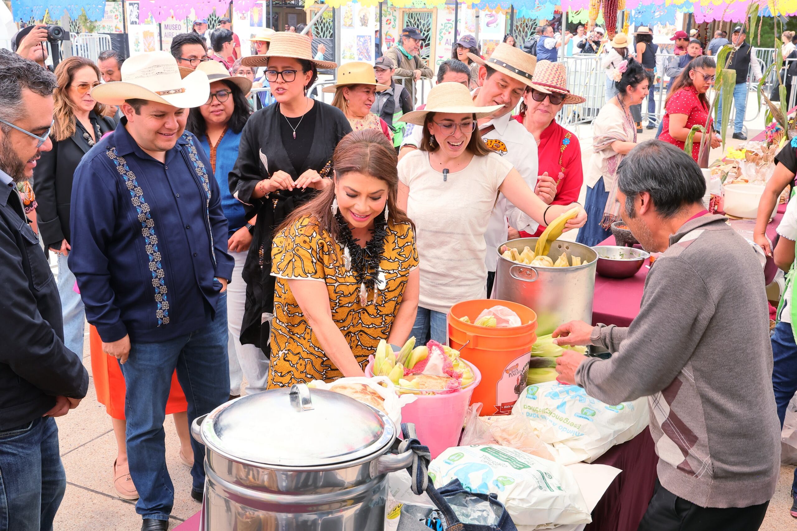 Inauguran primera Feria del Maíz y la Agrodiversidad de CDMX en el ...