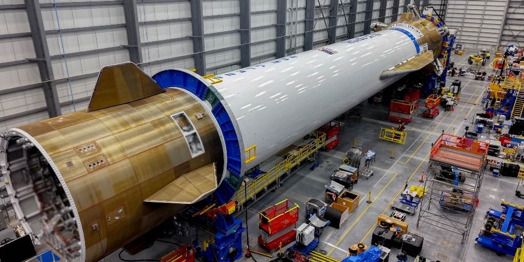 Blue Origin now targeting mid-October for launch of twin NASA Mars ...