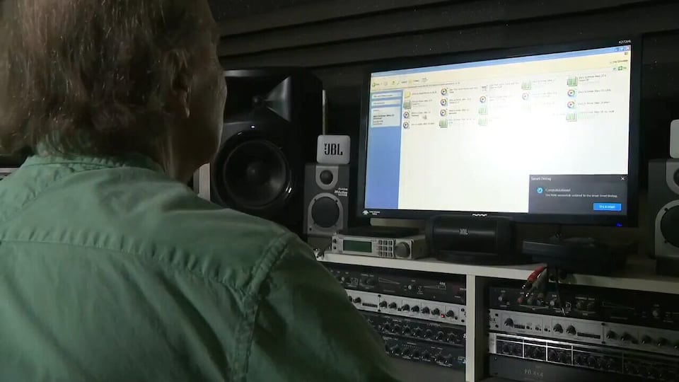 ‘Just disappeared’: Retiree says someone stole $70k from his bank account