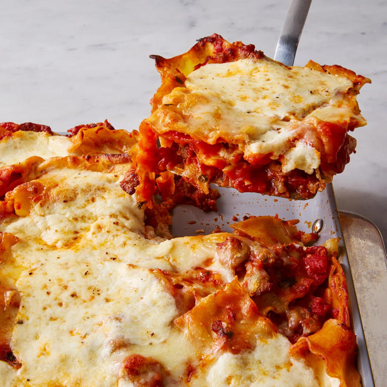 100+ weeknight dinners so good we need to tell everyone about them