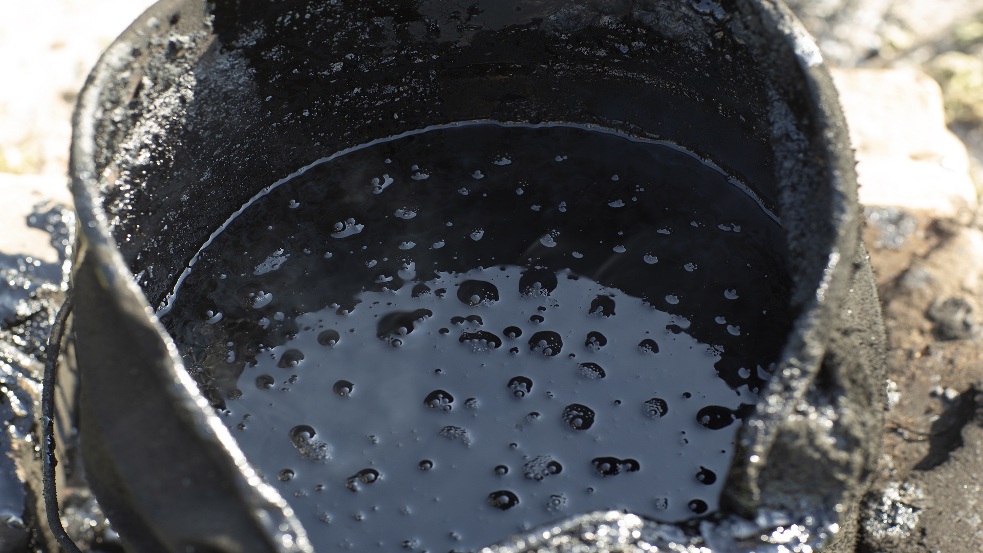 Toxic bio-tar may find second life as carbon for batteries, filters ...