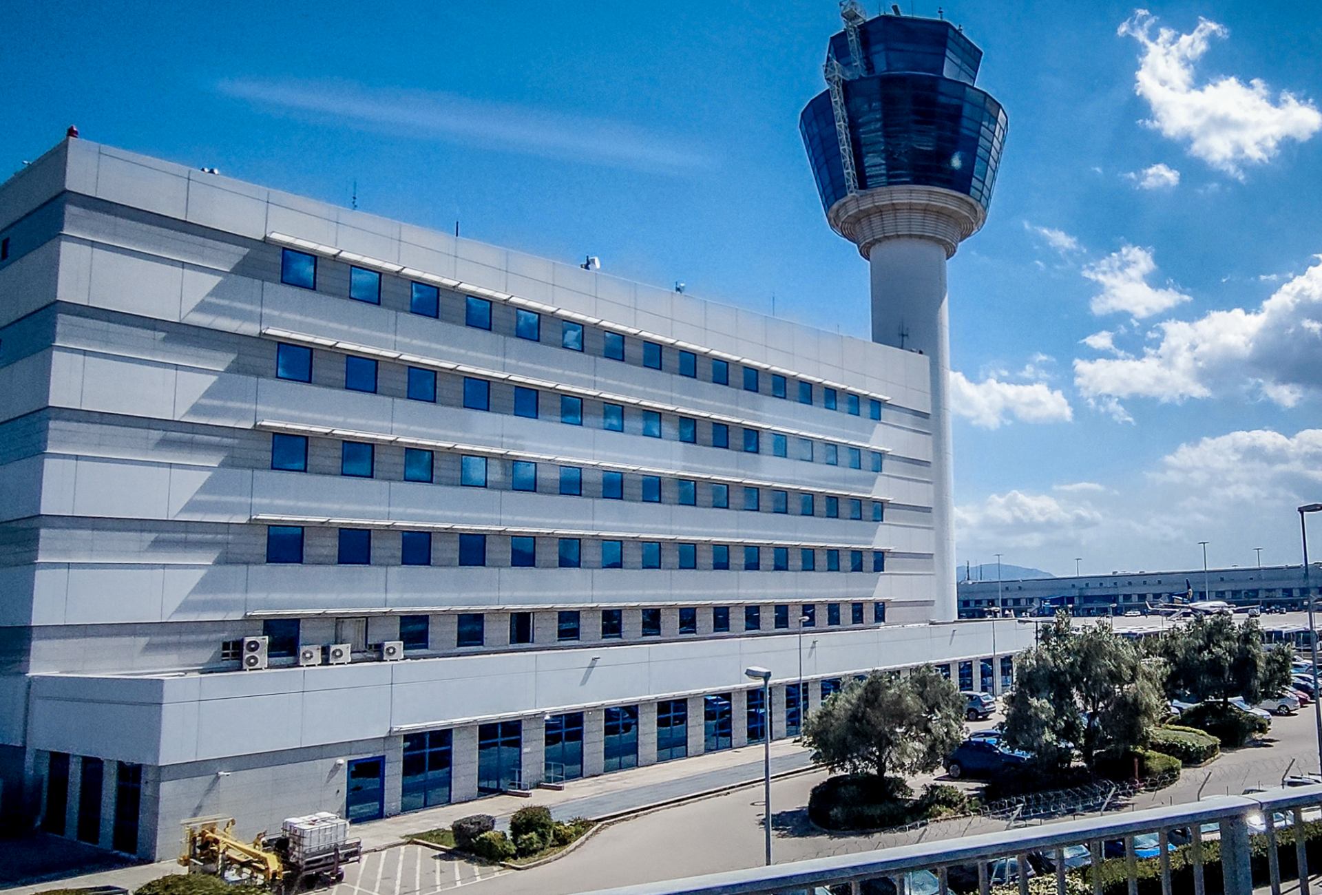 Ελεγκτές Εναέριας Κυκλοφορίας: Συστήματα απαρχαιωμένα – Δεν πληρούν ...