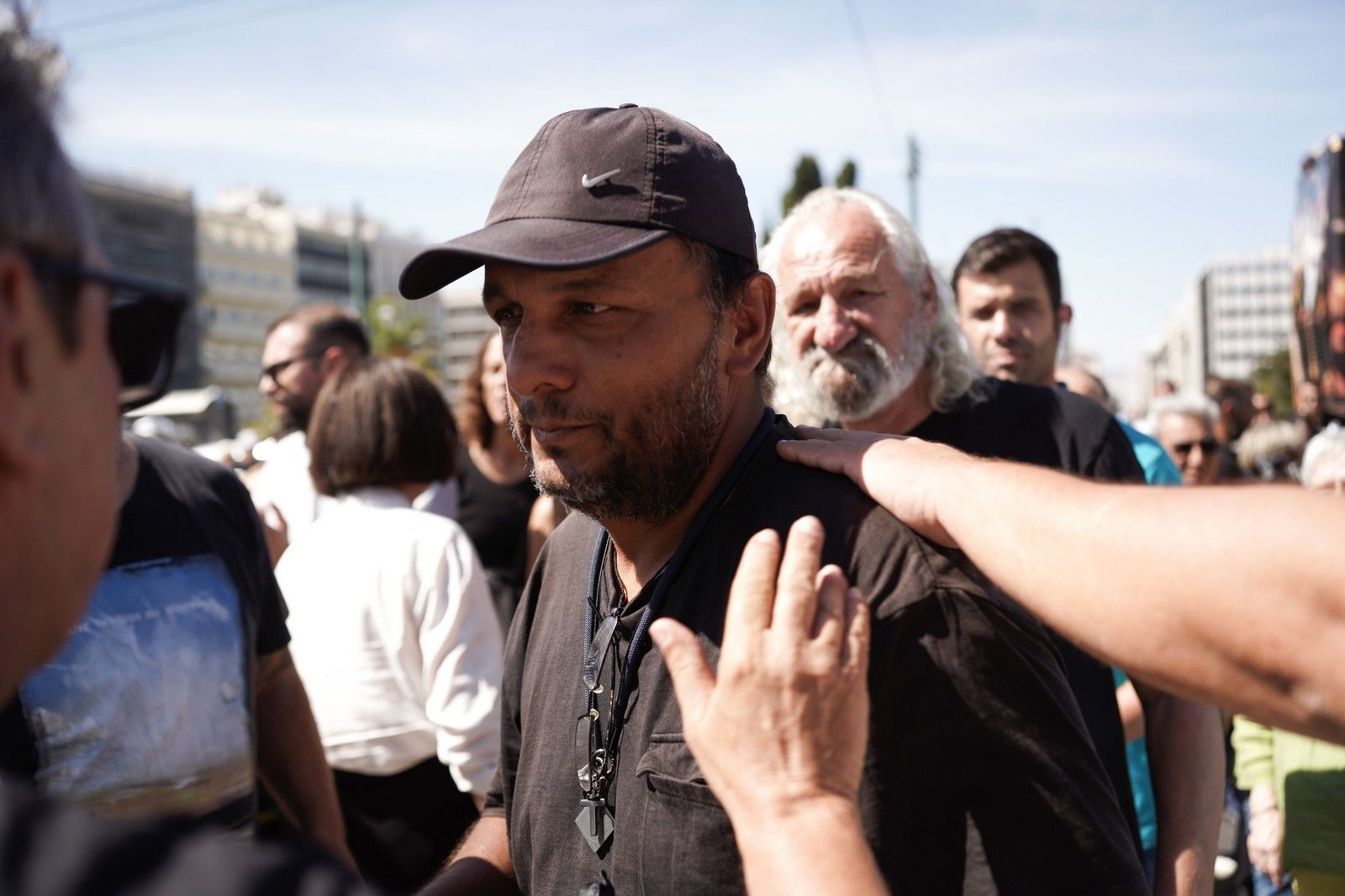Μπλέξανε τις γραμμές τους στην κυβέρνηση για Ρούτσι