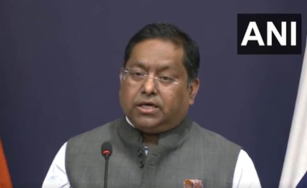 India says "Democracy and Pakistan don't go together"