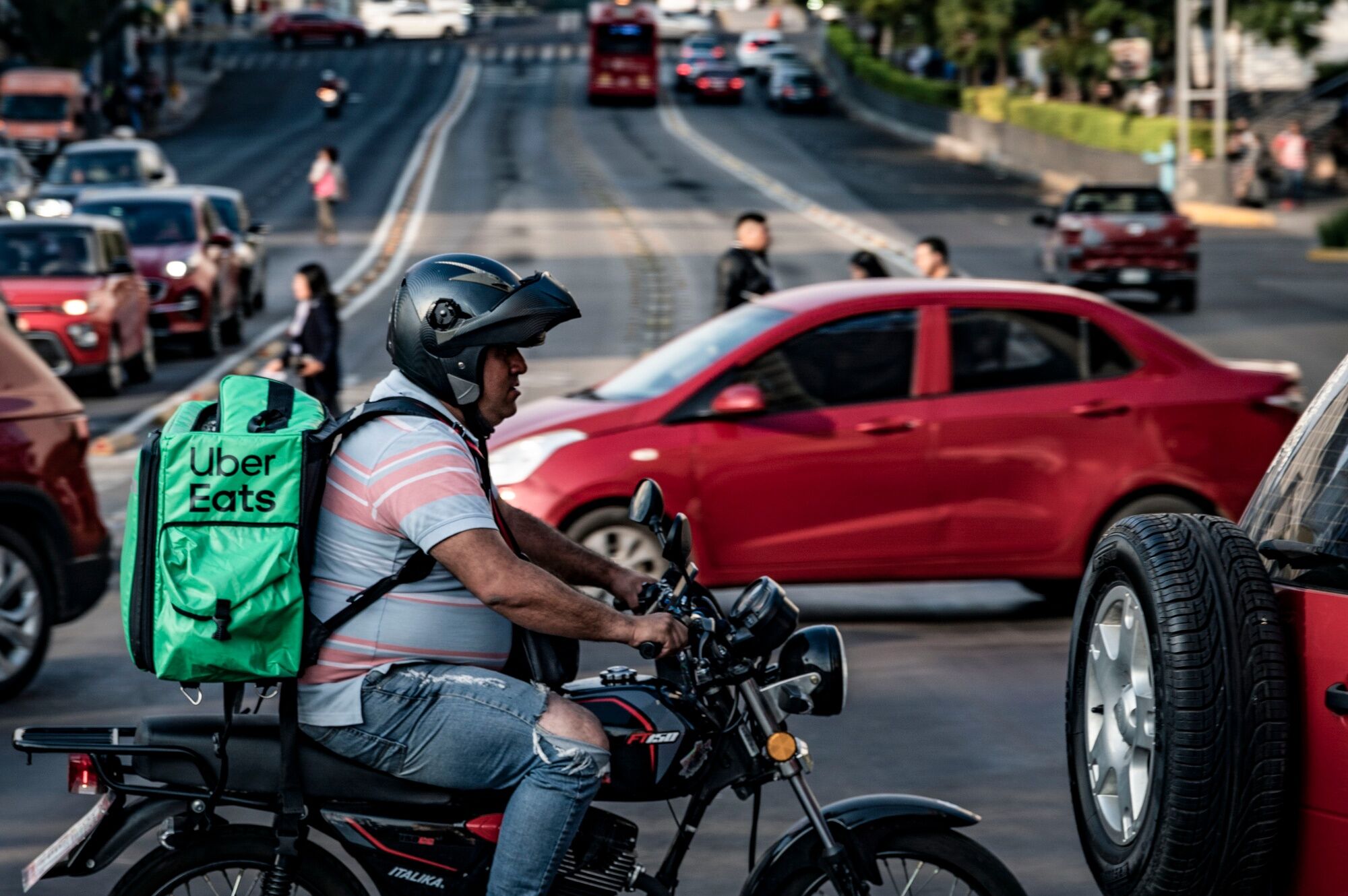 Uber Sees Non-Takeout Deliveries Becoming $12.5 Billion Business