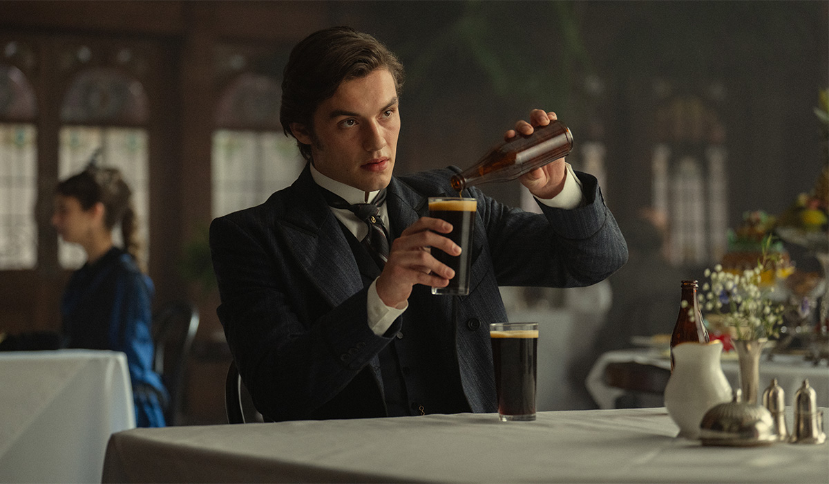 Netflix offer Irish subtitles option for first time ever on House of ...