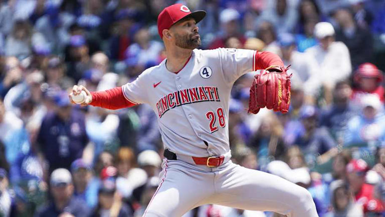 Are Cubs A Great Fit To Steal Free Agent Pitcher From Hated Division Rival?