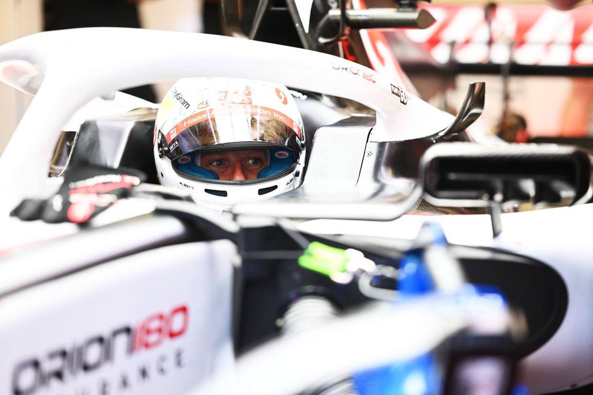 Grosjean reunited with his 2020 Bahrain GP helmet in emotional post