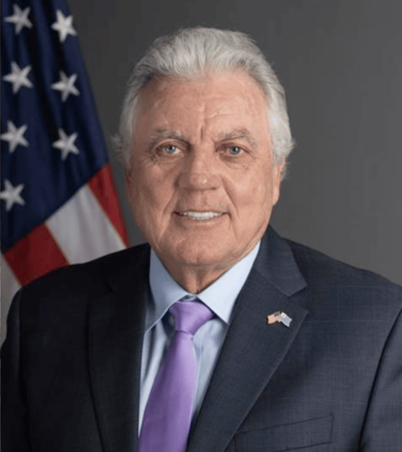 Llegó el nuevo embajador de EE.UU., Lou Rinaldi, amigo personal de Trump