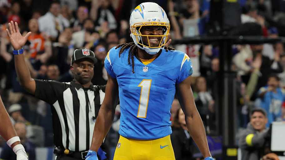 Chargers and Raiders Stack in Week 4 Makes the Perfect DraftKings DFS ...