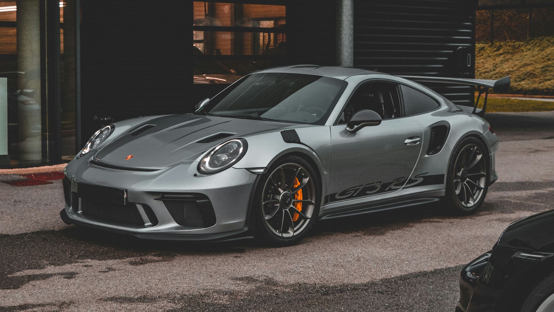 10 Vehicles That Rust The Fastest & 10 That Always Look Pristine