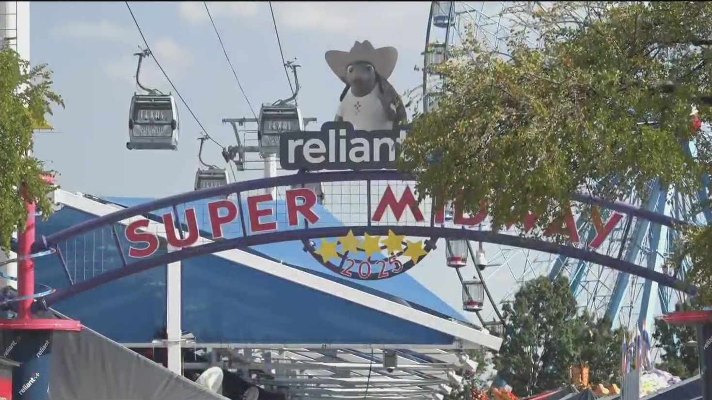 CBS News Texas rolls on with live State Fair coverage from Fair Park