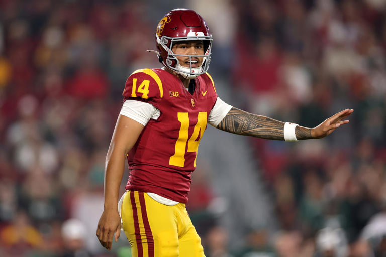 College Football Week 5 Picks, Preview: What To Expect in USC-Illinois ...